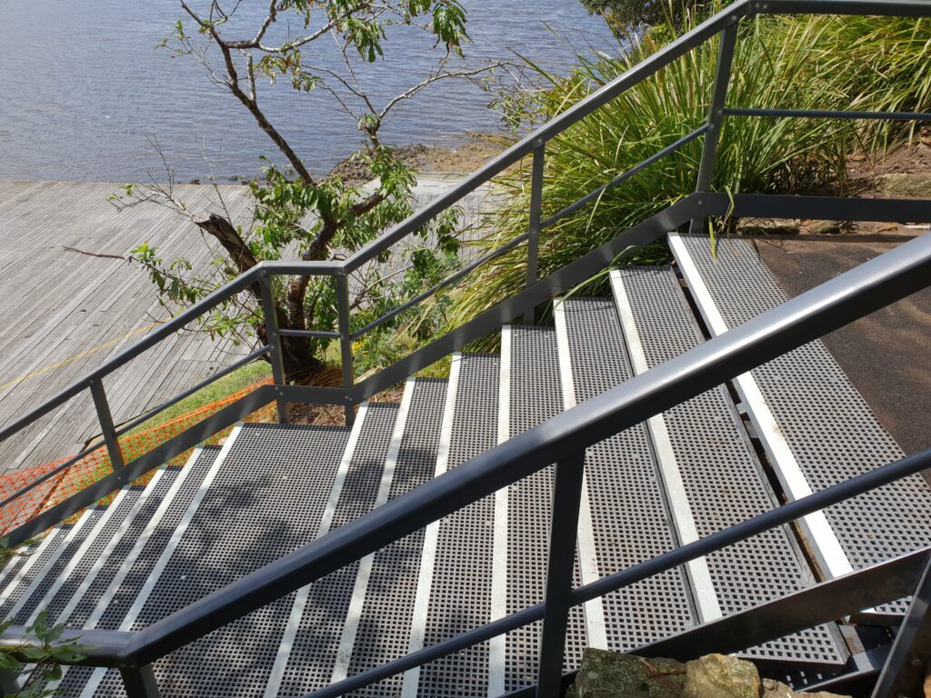 SC-R Mini Mesh FRP Stair System - Northbridge